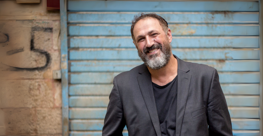 גולן אזולאי • לוח הופעות מעודכן 2026 • הזמנת כרטיסים • פורטל LIVE